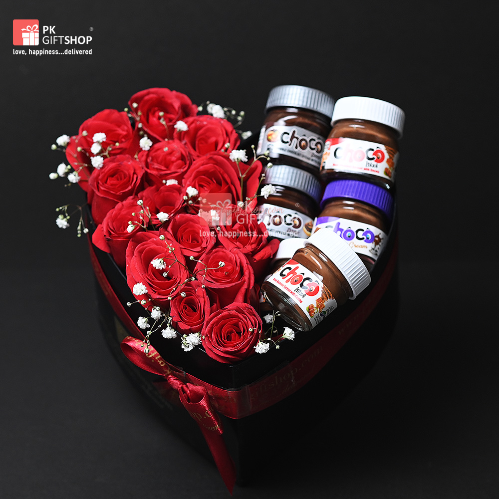 Send CHOCO HEART SHAPED BOX to Pakistan | Online Gifts delivery in Pakistan