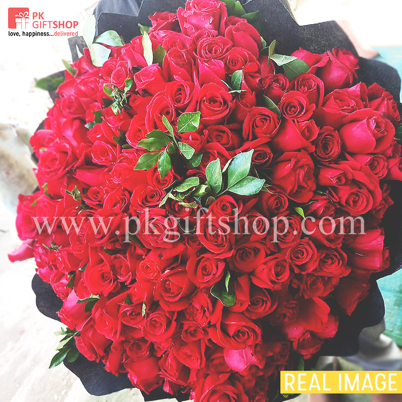 Send 250 ROSES UNCOUNATBLE LOVE - LARGE BOUQUET to Pakistan | Online ...