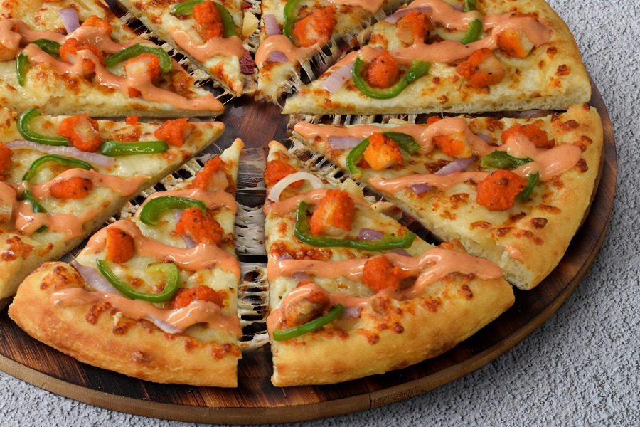 Send DYNAMITE - PIZZA SAUCE LARGE PIZZA DEAL FROM DOMINO'S to Pakistan ...