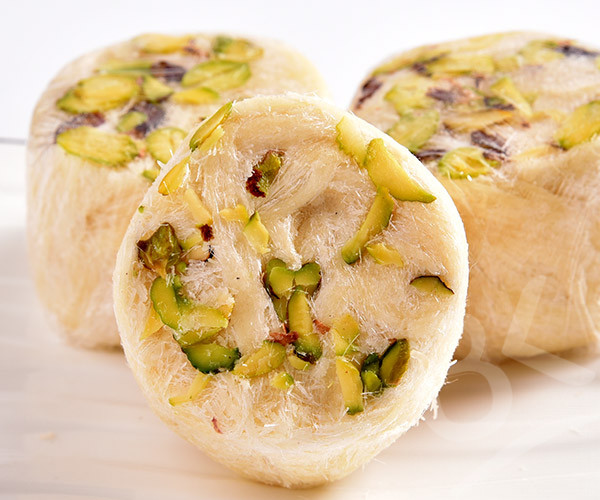 Send 1 KG FANCY PATISA - BUNDU KHAN SWEETS to Pakistan | Online Gifts ...